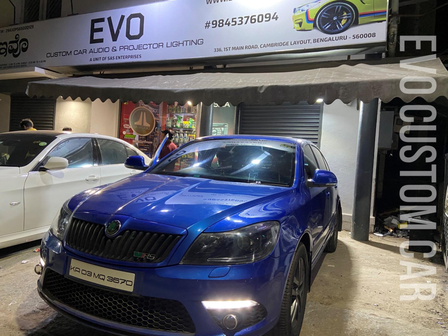 GALLERY OF PROJECTOR INSTALLATIONS - EVO